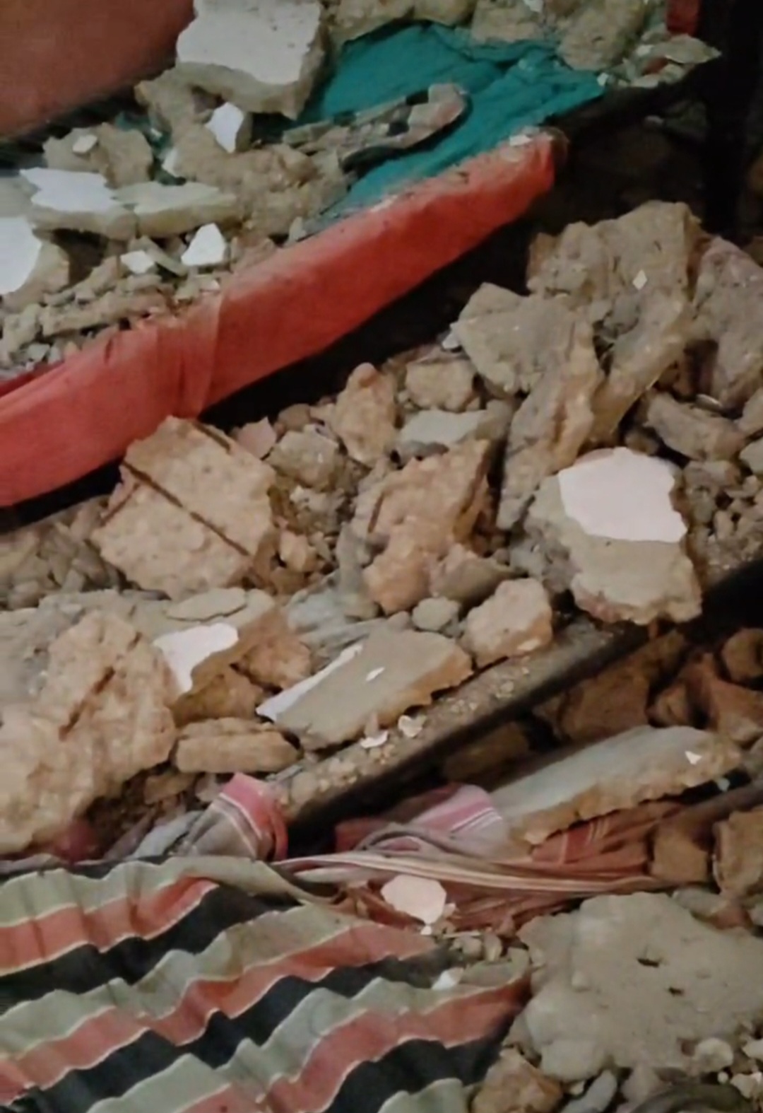 Jhajjar House Roof Collapse | Heavy Damage, Charpai Under Debris