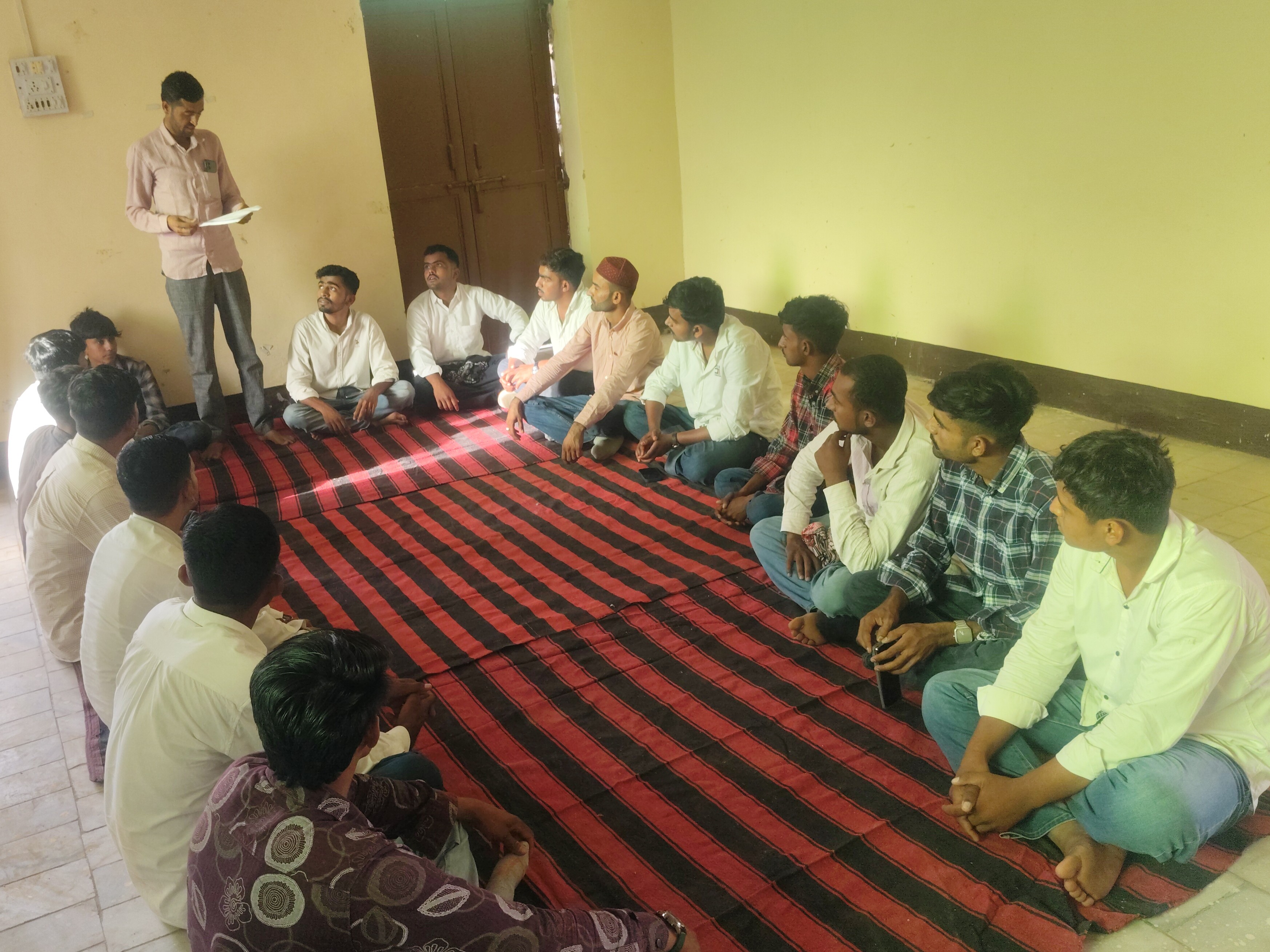 Bhadla Youth Demand Local Jobs, Development | Protest Threat