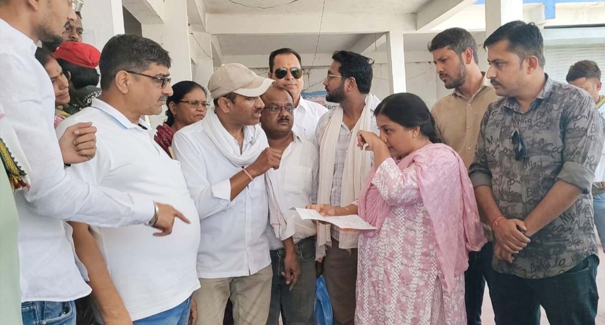 Alleging discrimination in development works, Congress councillors ...