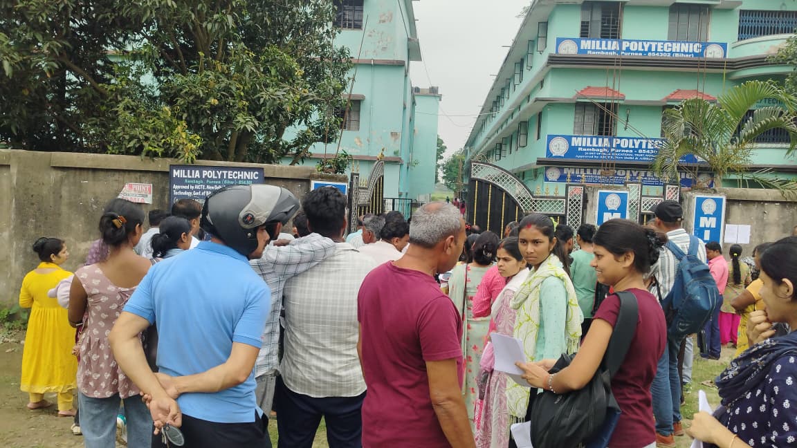 4093 candidates appeared in CET-B.Ed exam at 9 centres