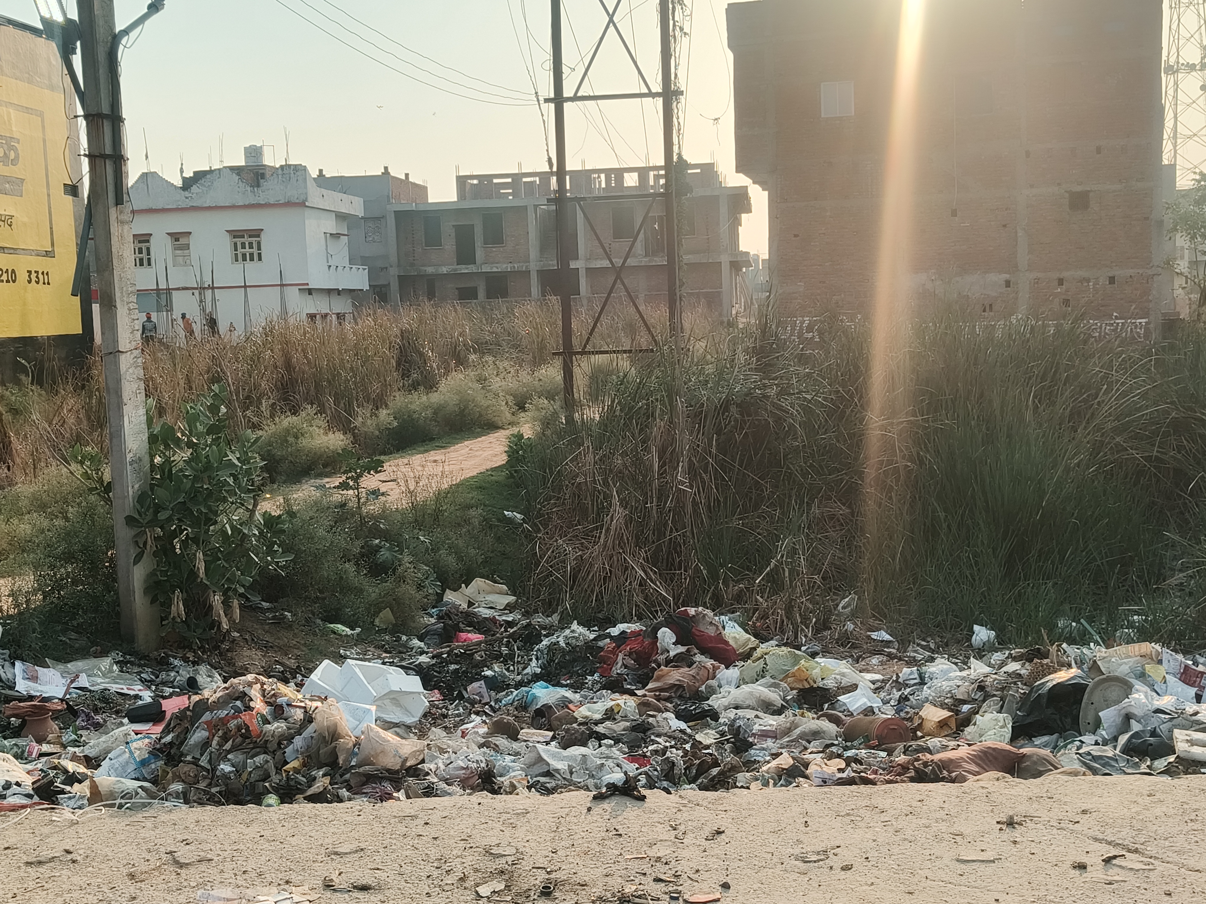 Garbage spread on the roadside raises questions about sanitation system