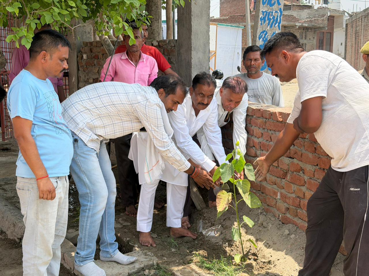 Swar Vikasit Bharat Schemes Reach Last Person | BJP Workers Active