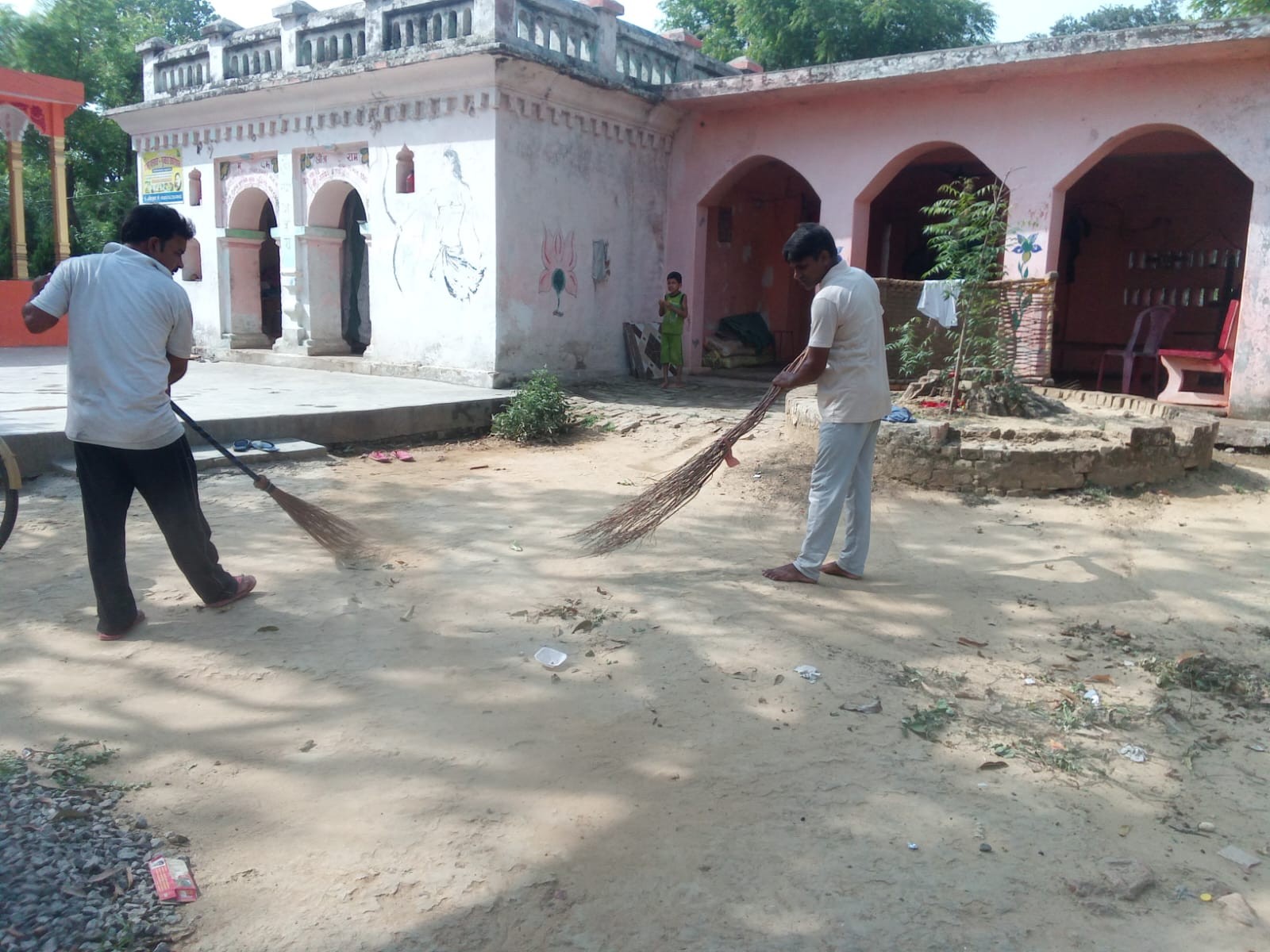 Gomti River Temple Swachhta Abhiyan | Babhanganwa Shiv Mandir BJP