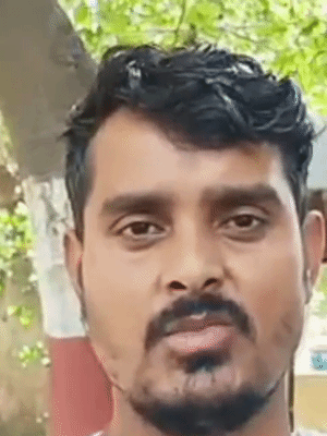 Mathura Road Accident: Bus Overturns, Driver Allegedly Drunk; 2 Dead ...