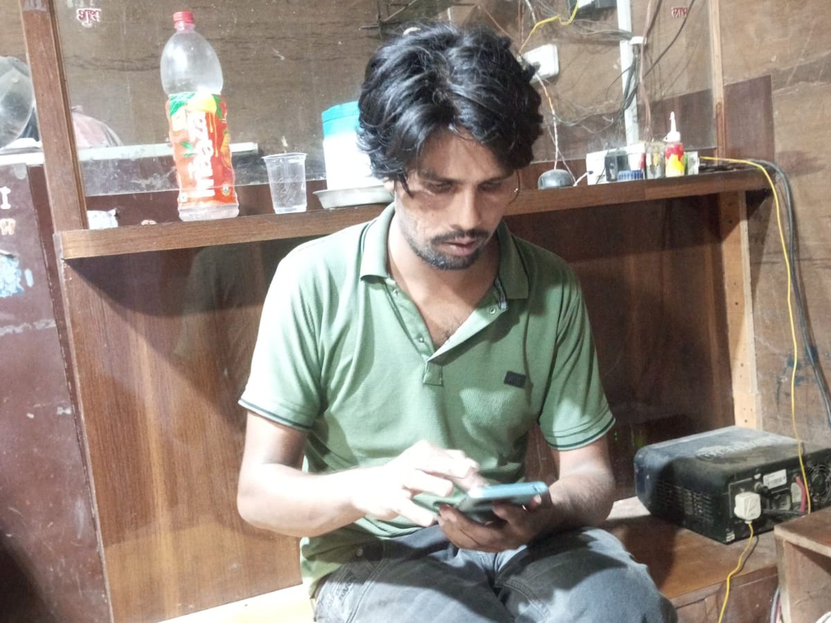 Alampur Trader Loss 8.35 Lakh Wheat Theft | Fake Docs