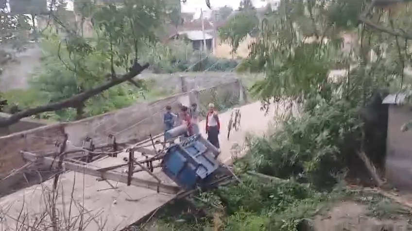 Begusarai Storm Havoc | Transformer Down, BSNL Tower Collapsed, Power ...