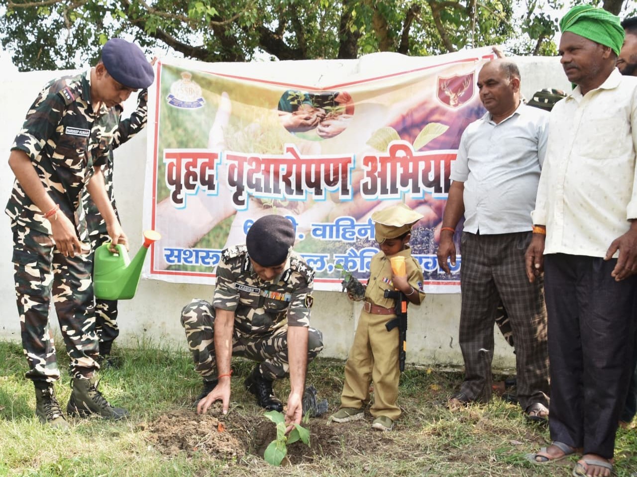 Shekh Farenda SSB Plants Trees Under Maa Ke Naam Campaign