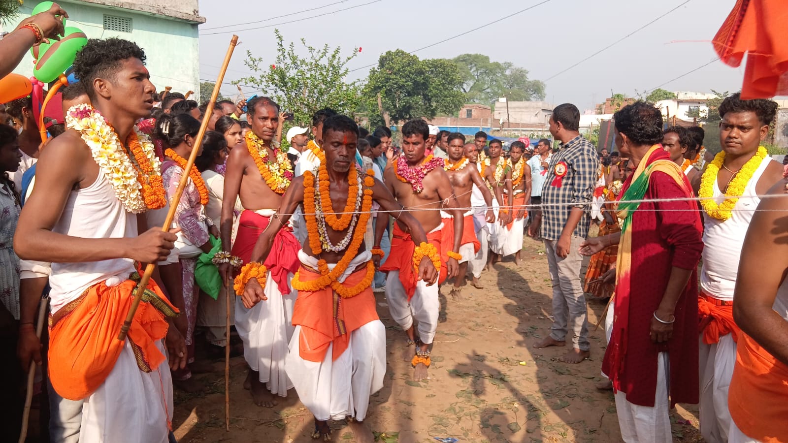Manda Puja was held in Mishrainmodha and Tongi, 190 devotees walked on ...