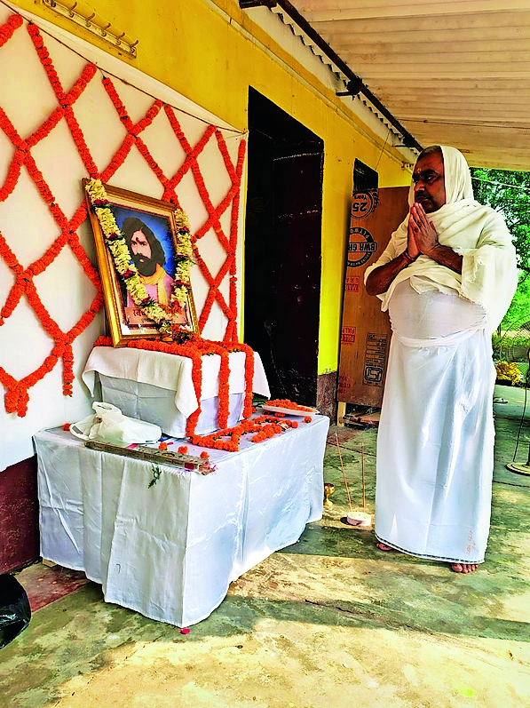Speakers at the condolence meeting remembered his personality and ...