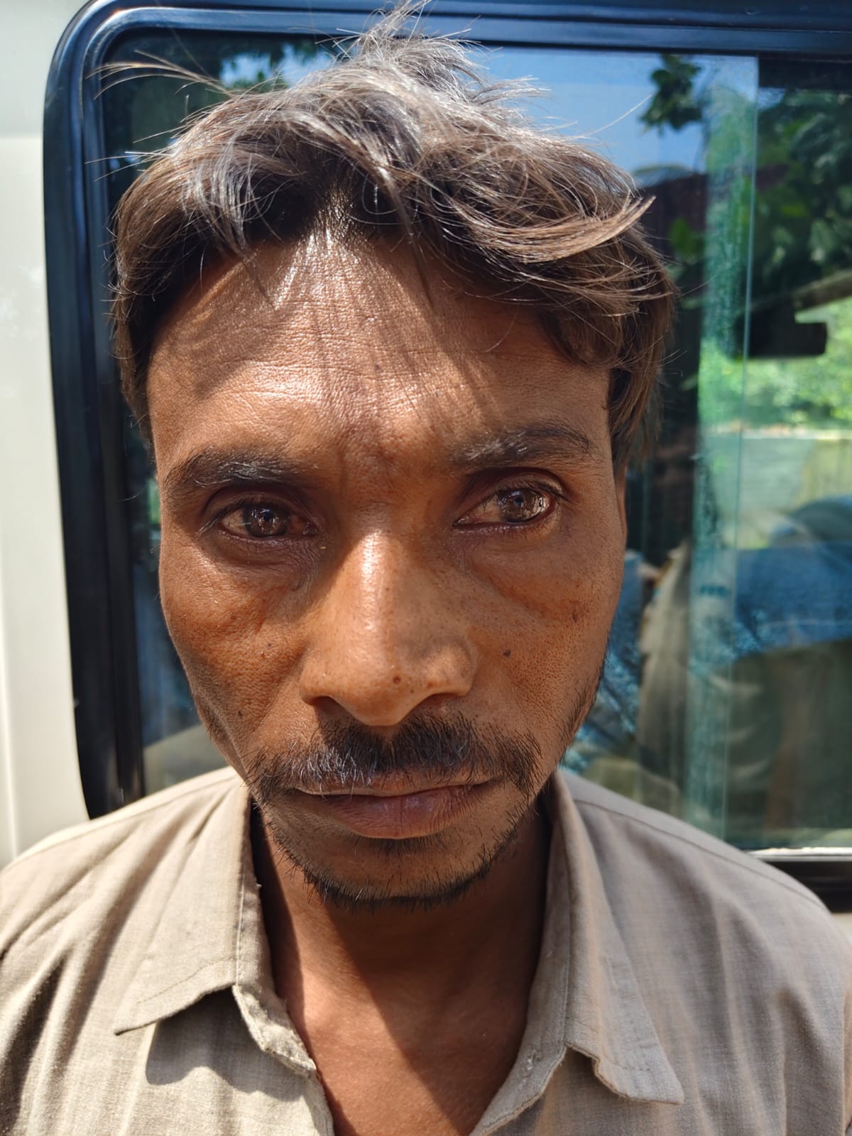 157 kg of poppy husk and Rs 2.35 lakh seized from the house