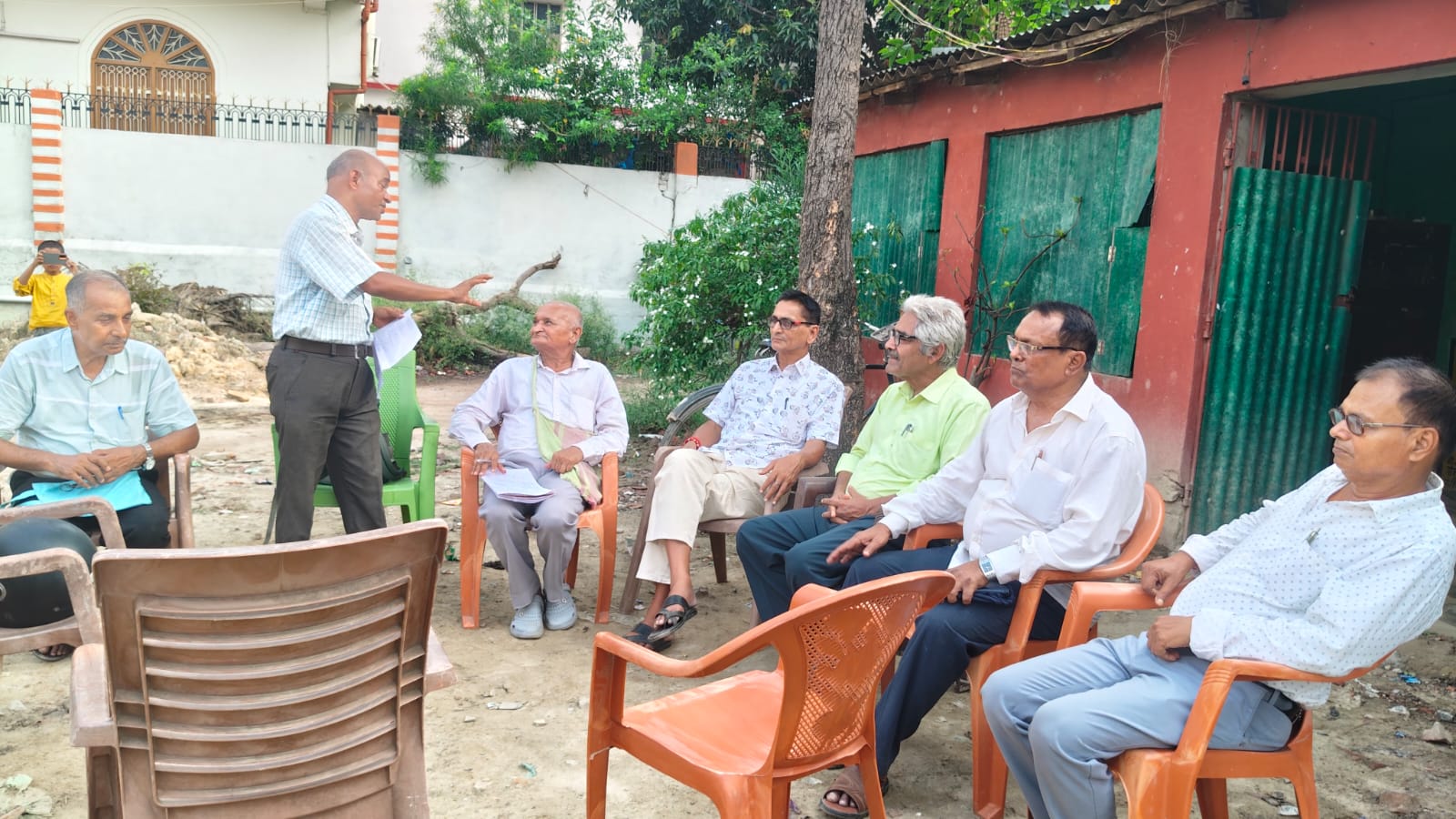 Poet Vinod Hansauda's poetry recitation mesmerized and applauded the ...