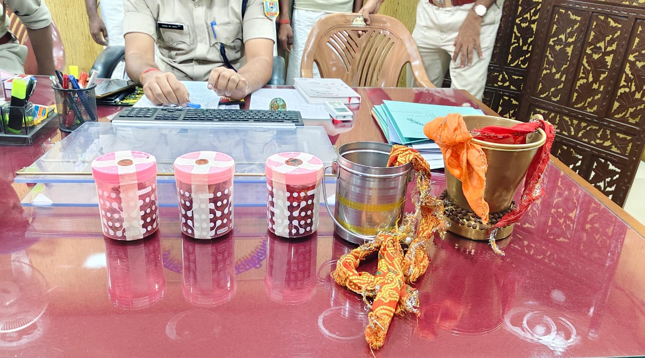 Jewellery fraud gang disguised as sadhus busted, three sent to jail