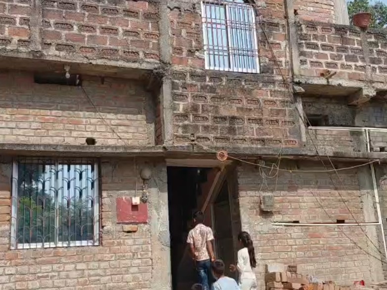 Bihar Theft: Lock Broken, Jewellery, Documents, Household Items Stolen ...