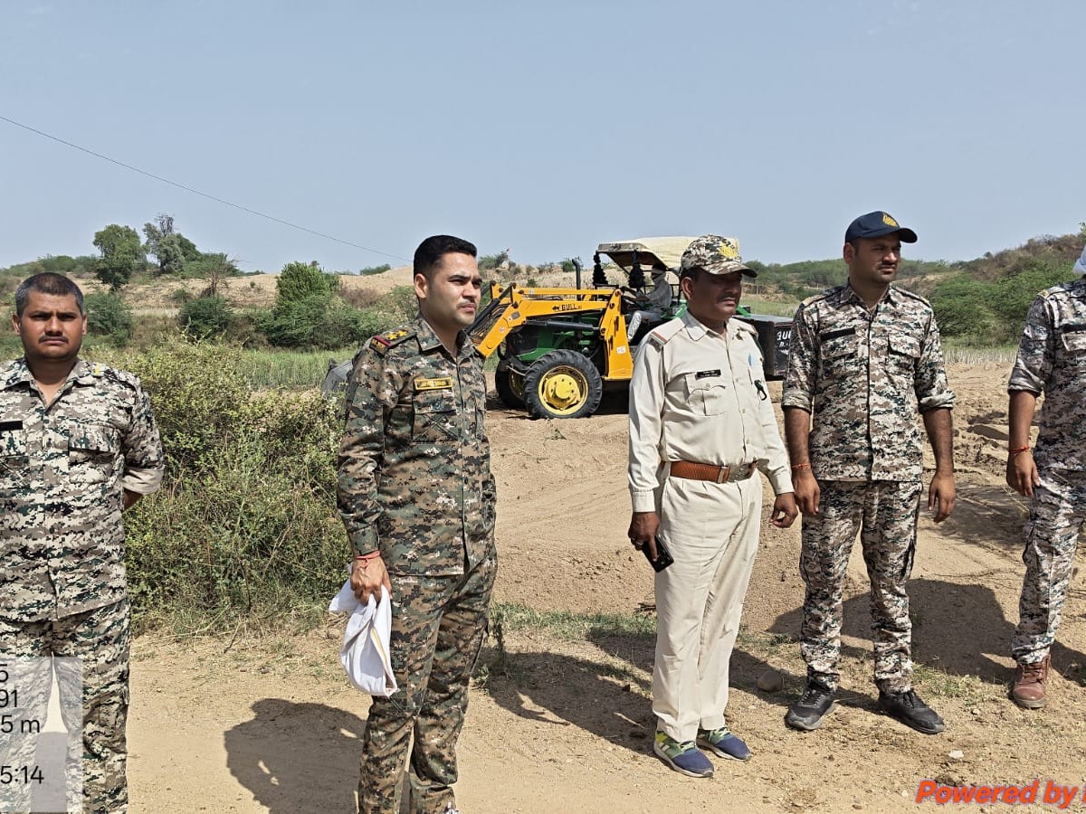 Devgarh Barwasin Ghat Illegal Sand Dump Destroyed | Task Force Action