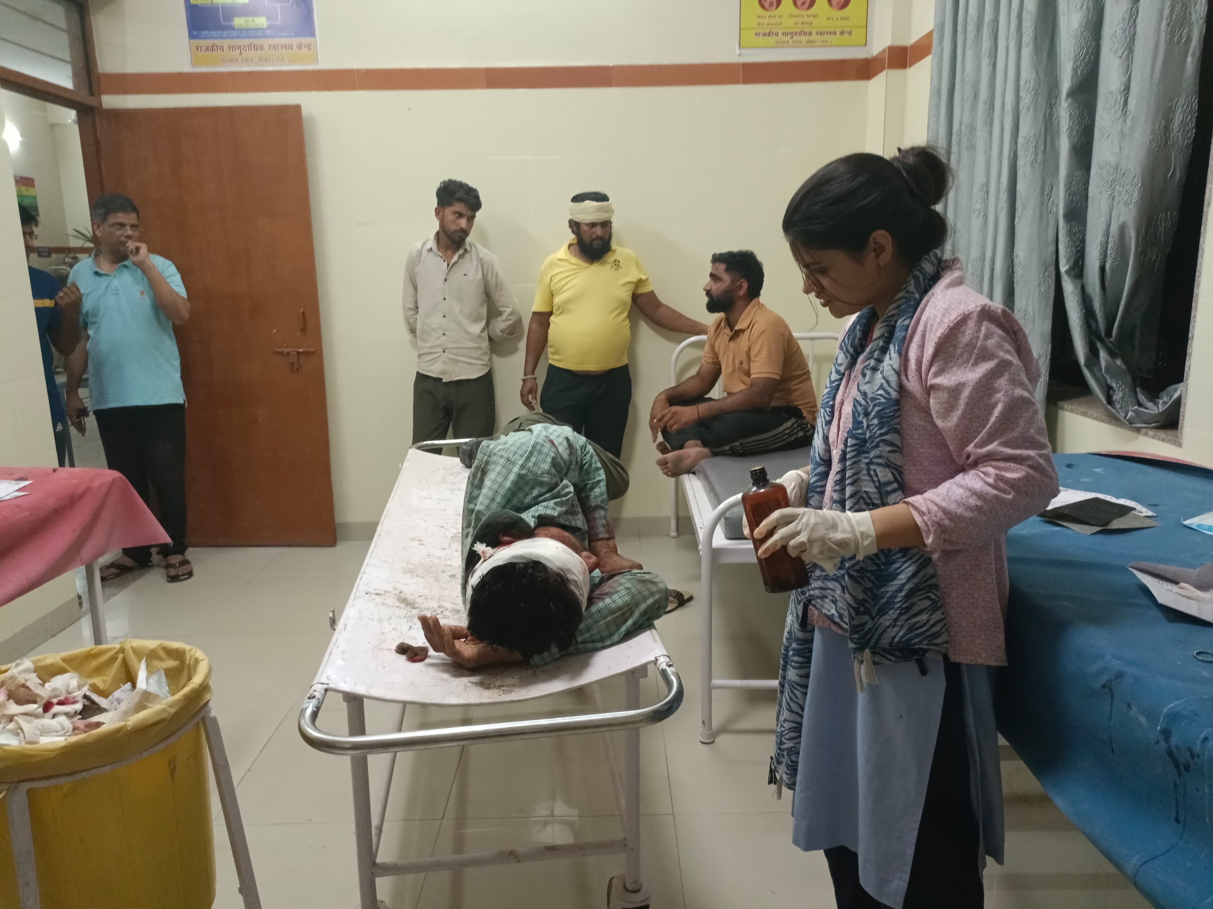 NH52 Bike Accident Two Injured | Sikr Refer