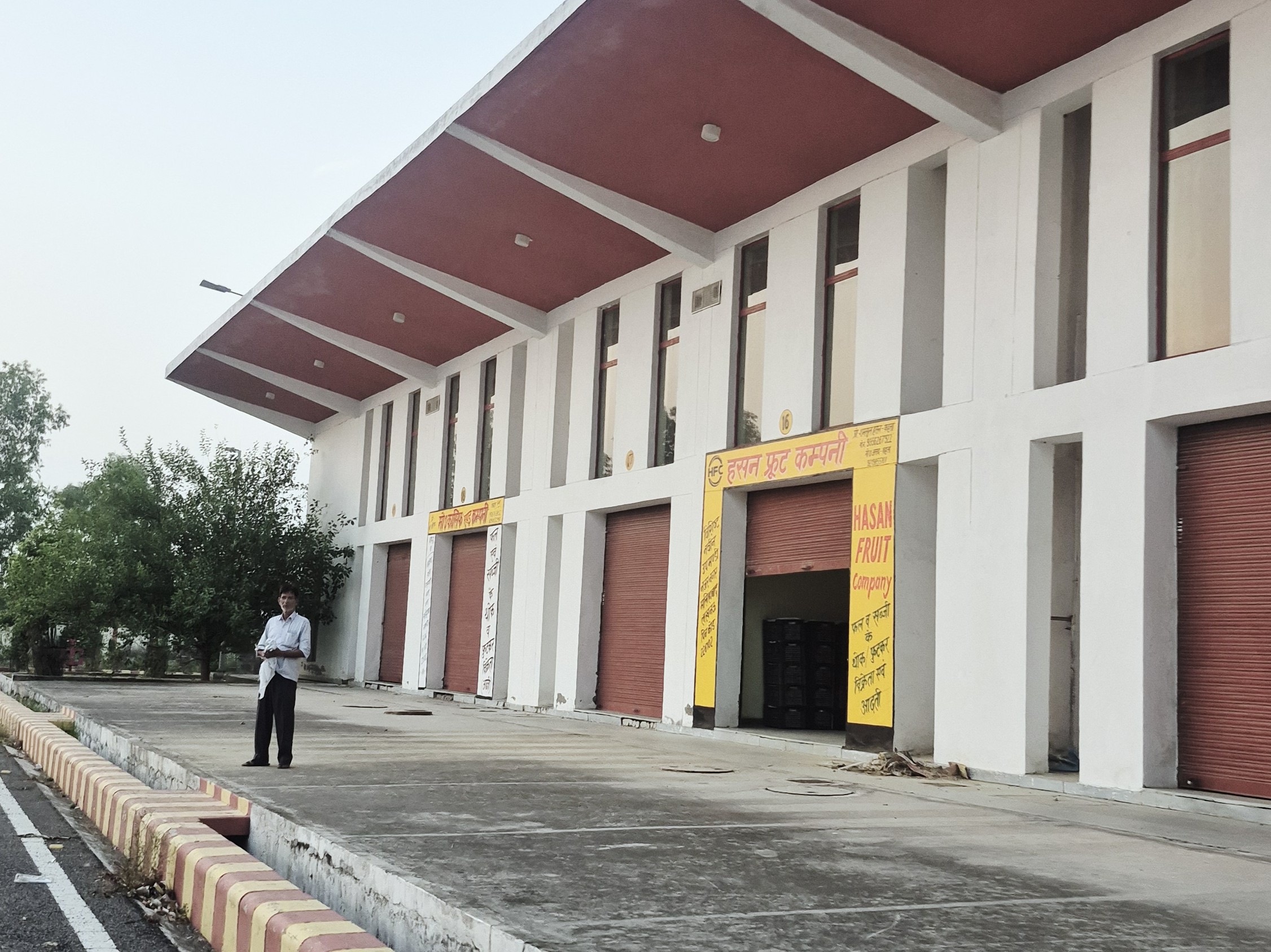 Malihaabad Mango Mandi Empty | Highway Market Traffic Impact