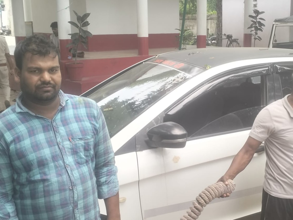 Banka Police Seize 256 Bottles Foreign Liquor From Doctor Logo Car