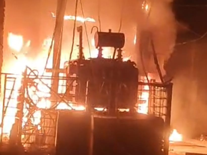 Manikpur Power Outage | Transformer Fire After 15 Hours