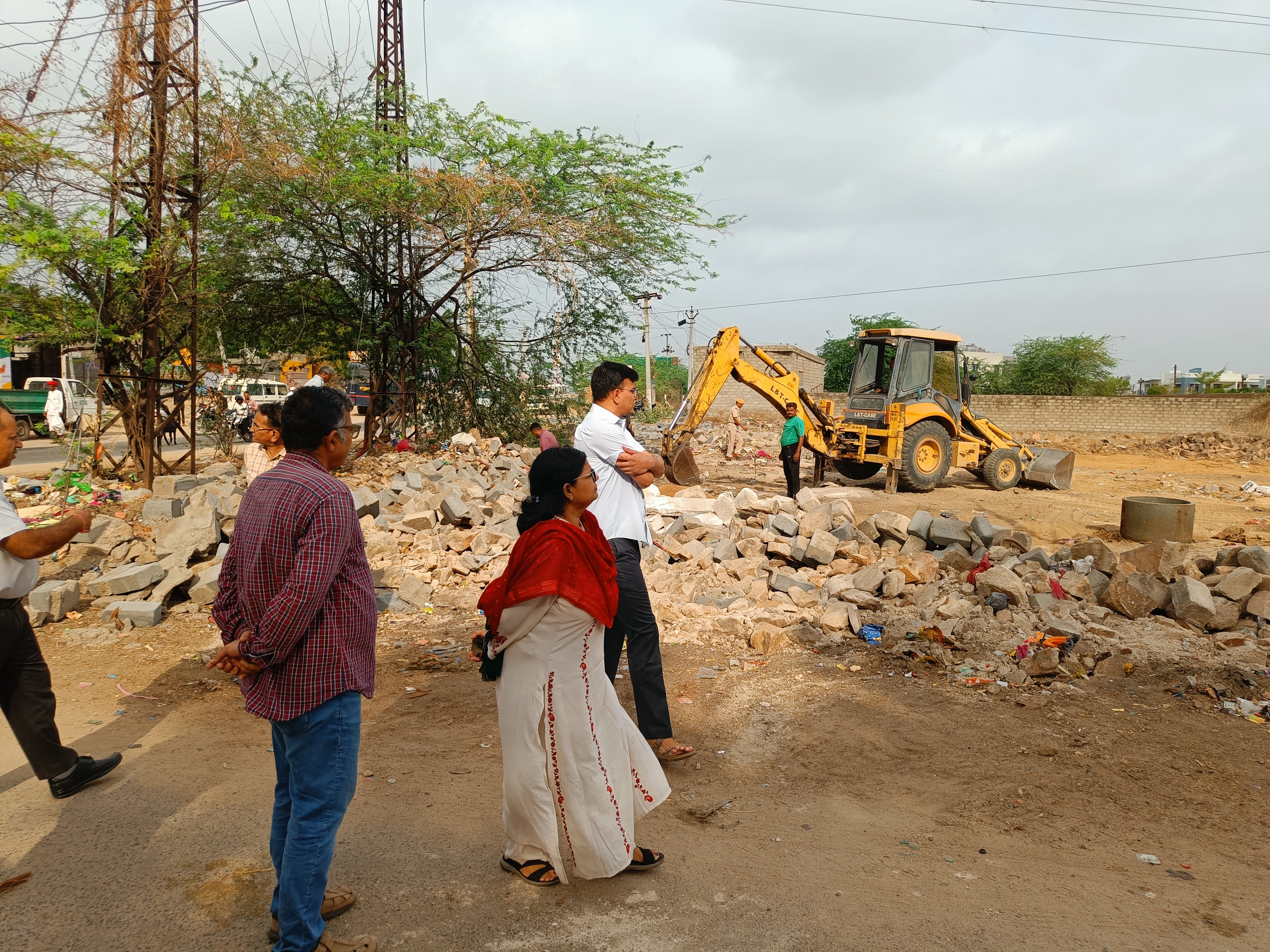 Karra Road Land Grab Removed | 10 Crore Property Govt Control