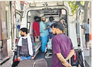 A woman referred from the zenana ward was denied oxygen at the SMS gate ...