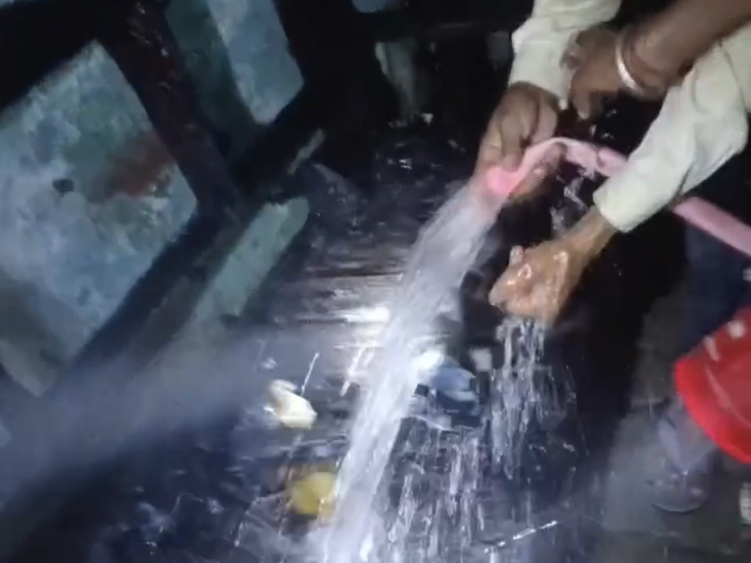 Aurangabad Short Circuit Fire | Lakhs Goods Burnt