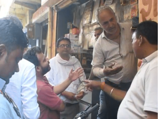 Jabalpur Nagar Nigam Seals 5 Establishments Over Fire Safety Lapses