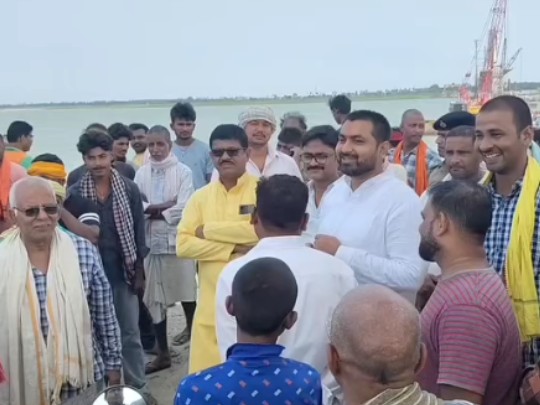 Khagaria MLA Baboolal Saury Action | Aguwani Ghat Illegal Rent