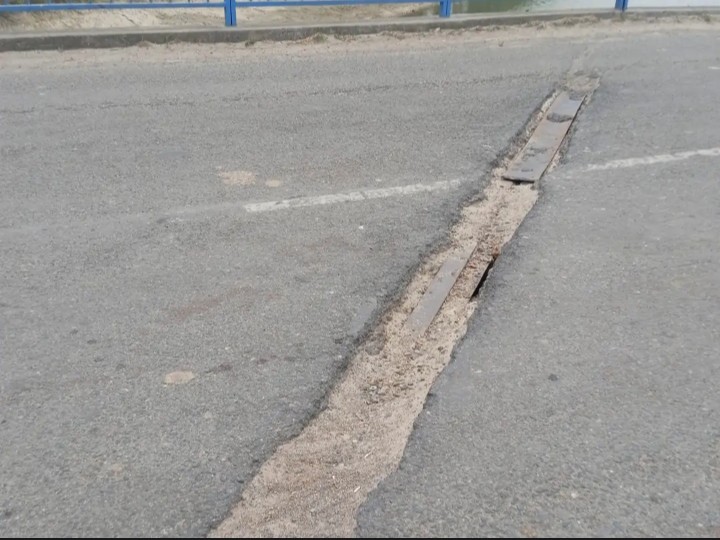 Bahraich-Jamunaha Road Bridge Damaged; Danger Gadda