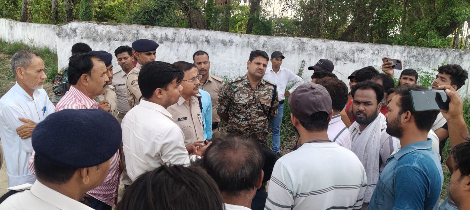 Opposition to Bharatmala project in Belagnj, commotion over graveyard