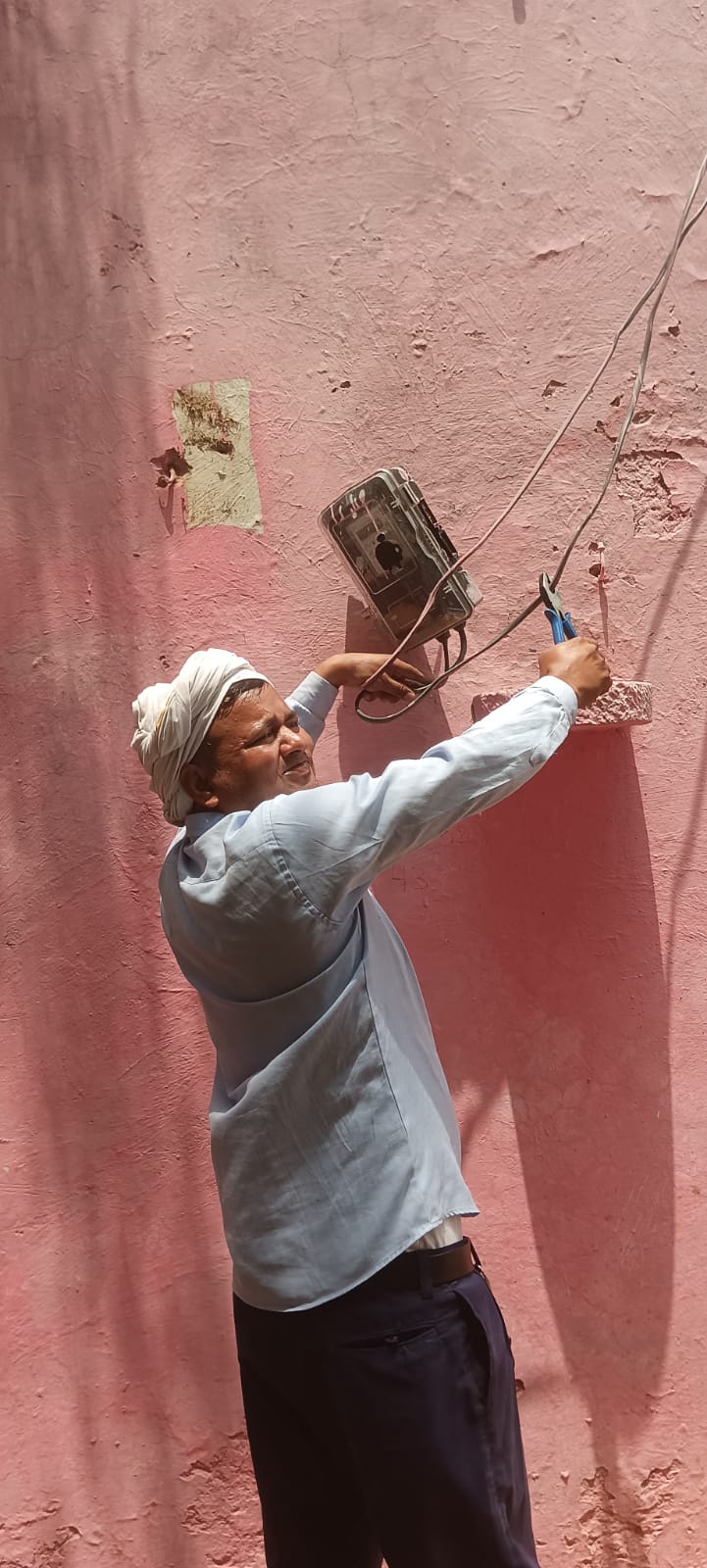 Sapau: Electricity department confiscated 50 jumper cables, removed 4 ...