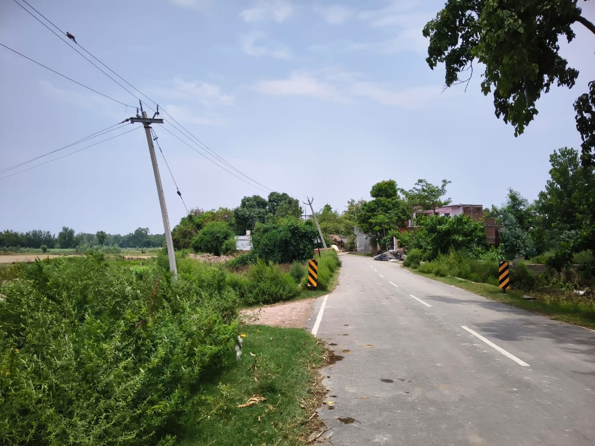 Sitapur Danger Poles | Rural Distress