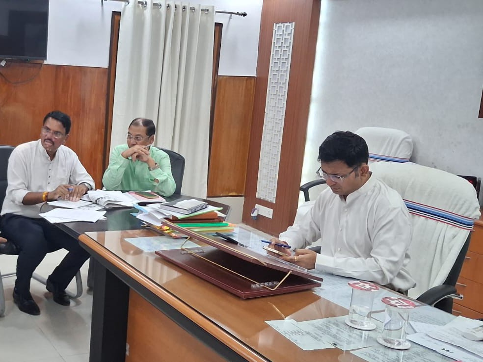 Banka ACs Clarification Sought, Salary Halt | DM Strict on Farmer Registry