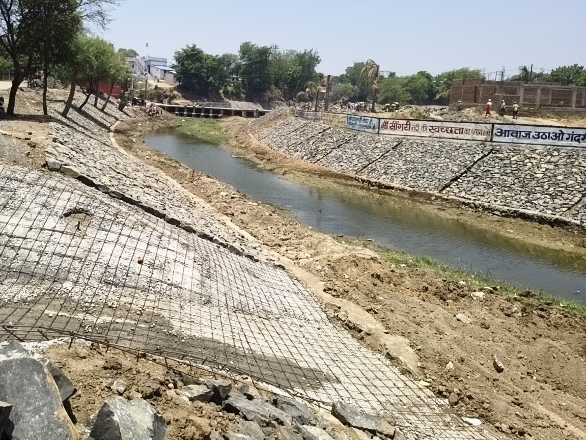 Narsinghpur Singri River Revival: Jal Ganga Sanvardhan Abhiyan Filters