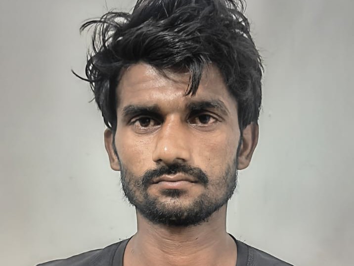 Aligarh RPF Arrests Shatabdi Express Stone Pelter | Talib Held Railway Act