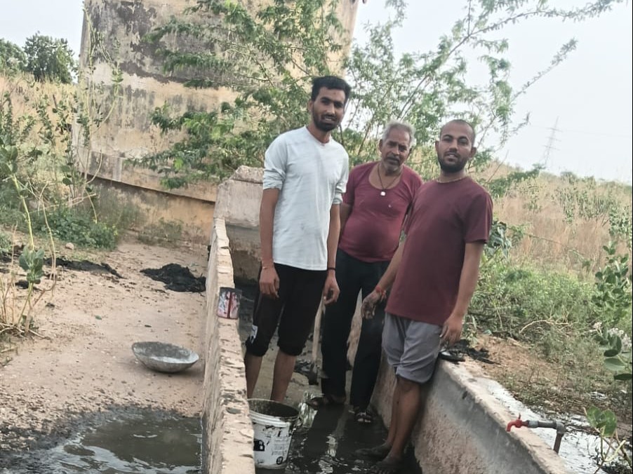 Bapini Khurd Youths Clean Water Trough for Animals | Heat Relief
