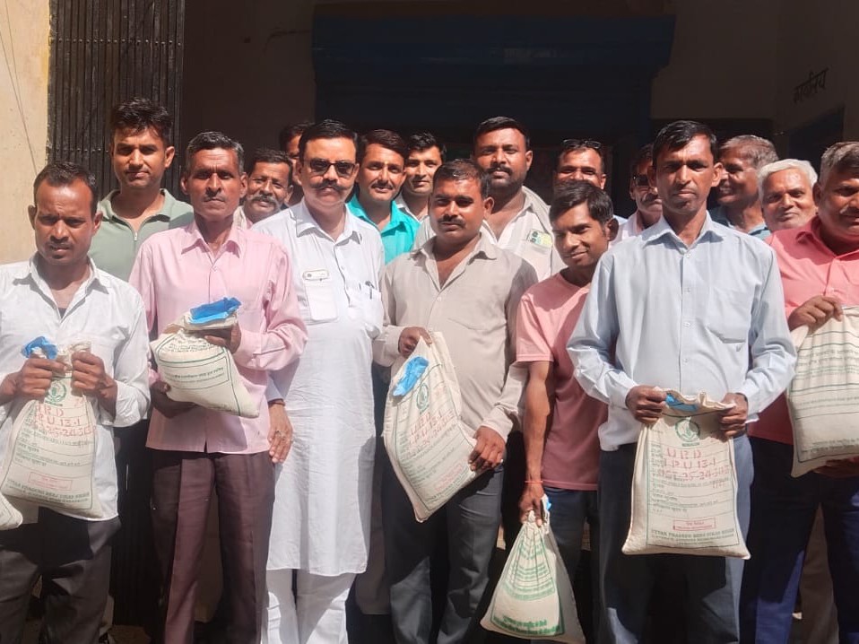 Kyoldia Farmers Get Urd-Moong Packets | Block Chief Inauguration