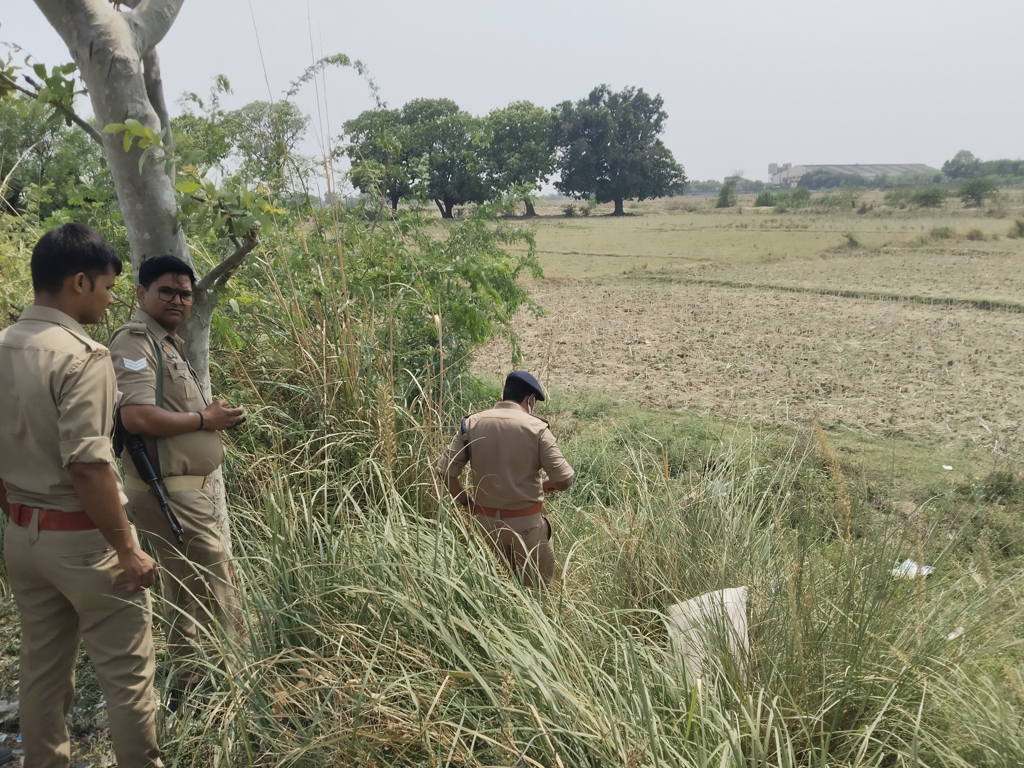 Prayagraj: Unknown Woman Body Found in Pit; Police Investigation Launched