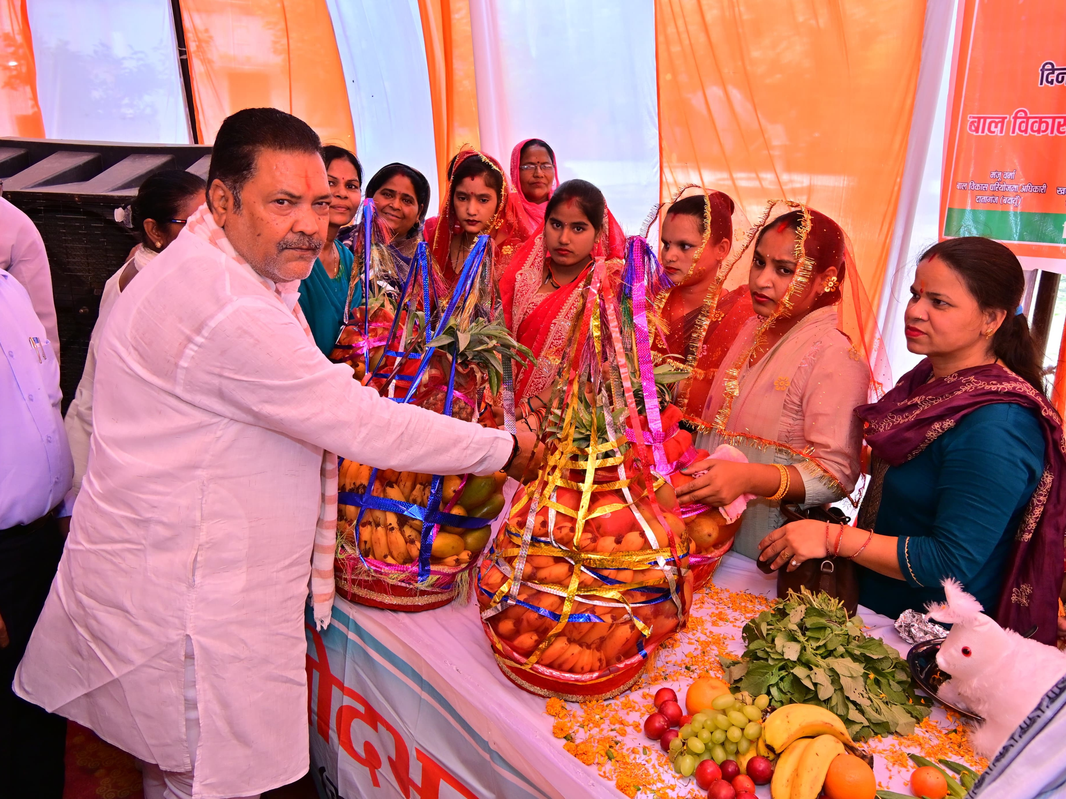 Data Ganj Welfare Camp & Health Fair Inaugurated by MLA Rajiv Kumar Singh