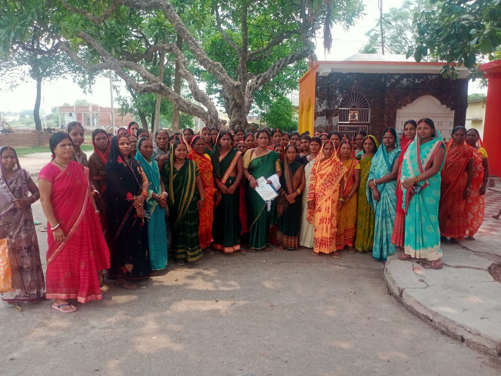 Pledge to plant a tree in the name of mother