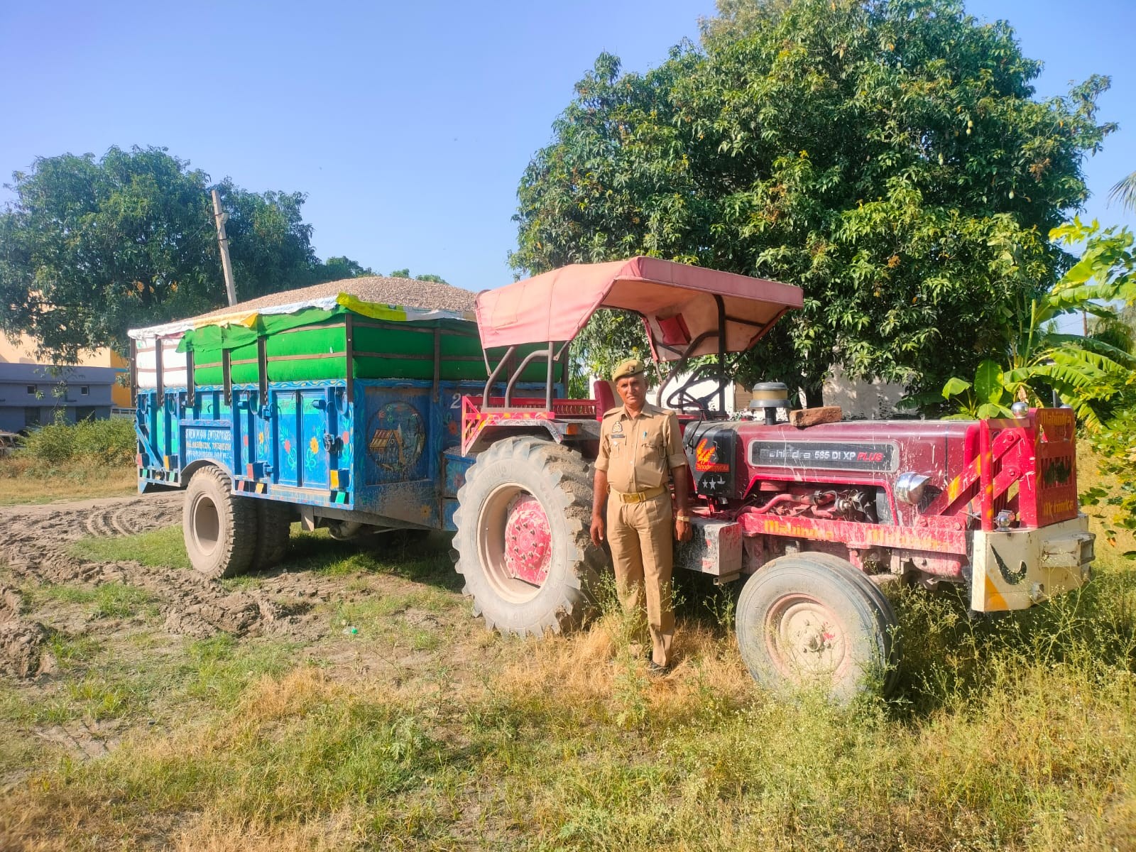 Sahanpur Police Seize 2 Bajri Tractors | Illegal Mining Action
