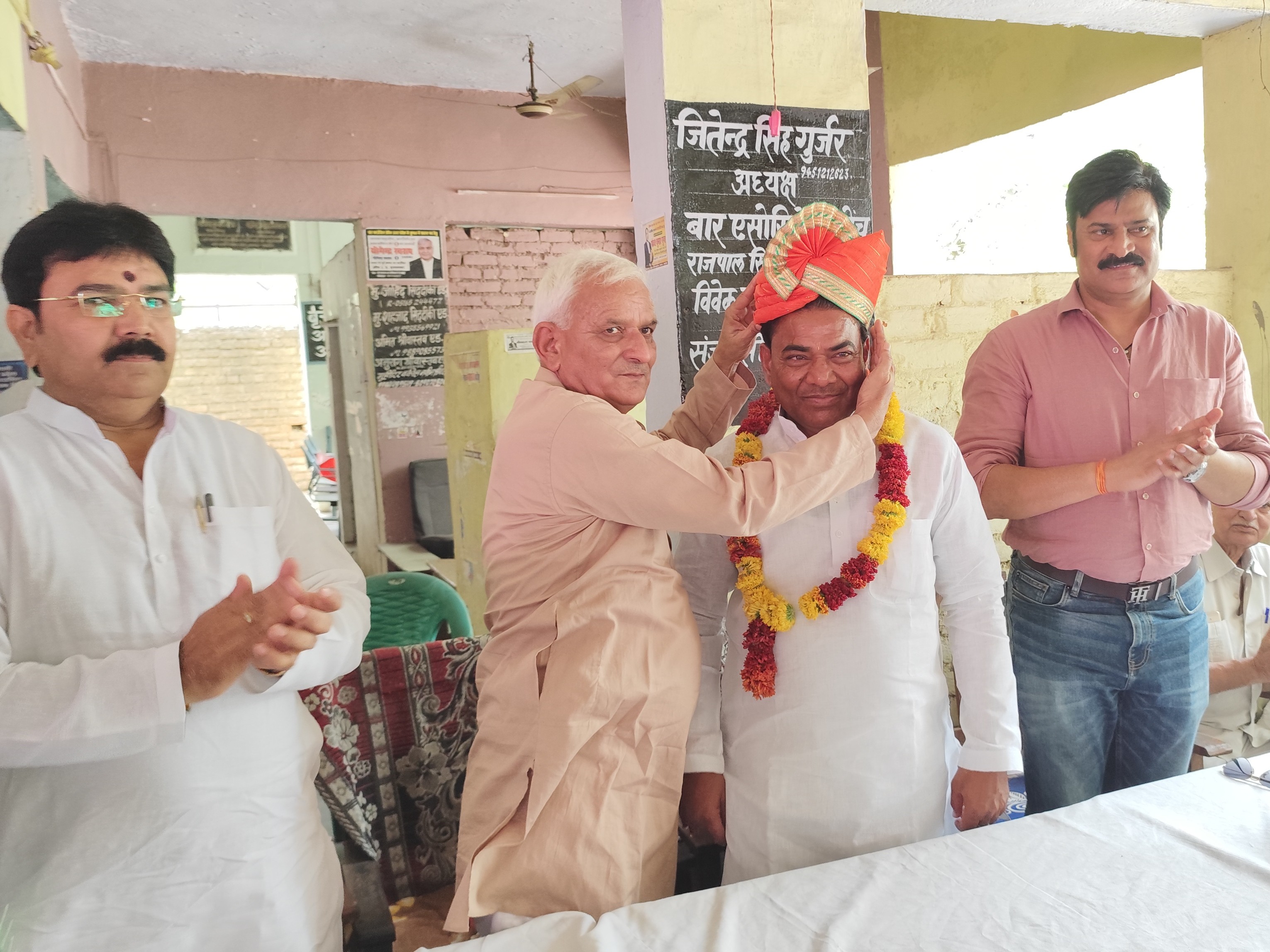 Konch Advocates Welcome MLA Mulchand Niranjan; Ayodhya CO Honored