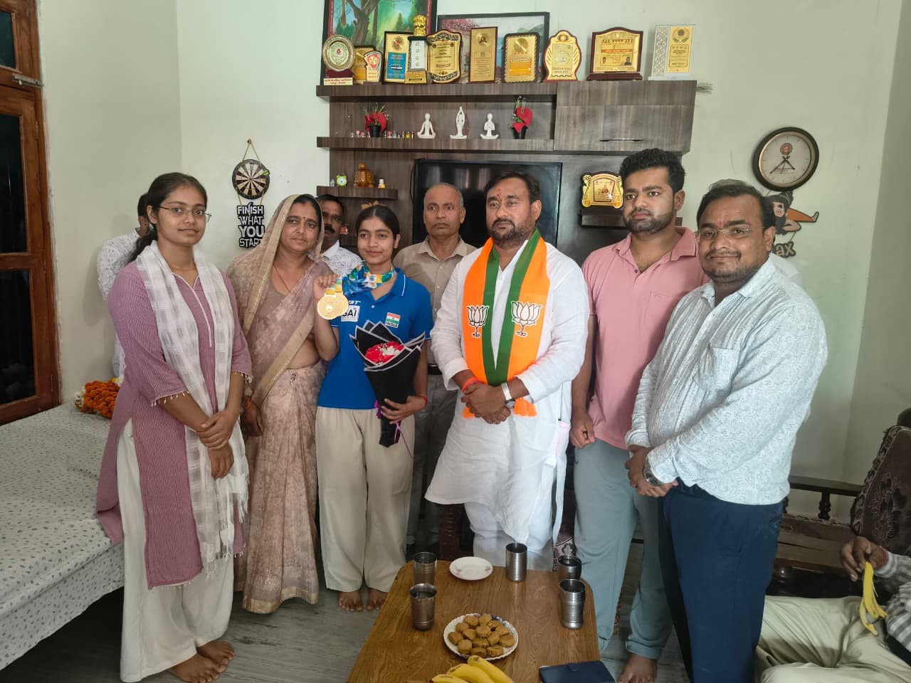 Bulandshahr MP Honors World Yoga Champion | Bandaur Visit