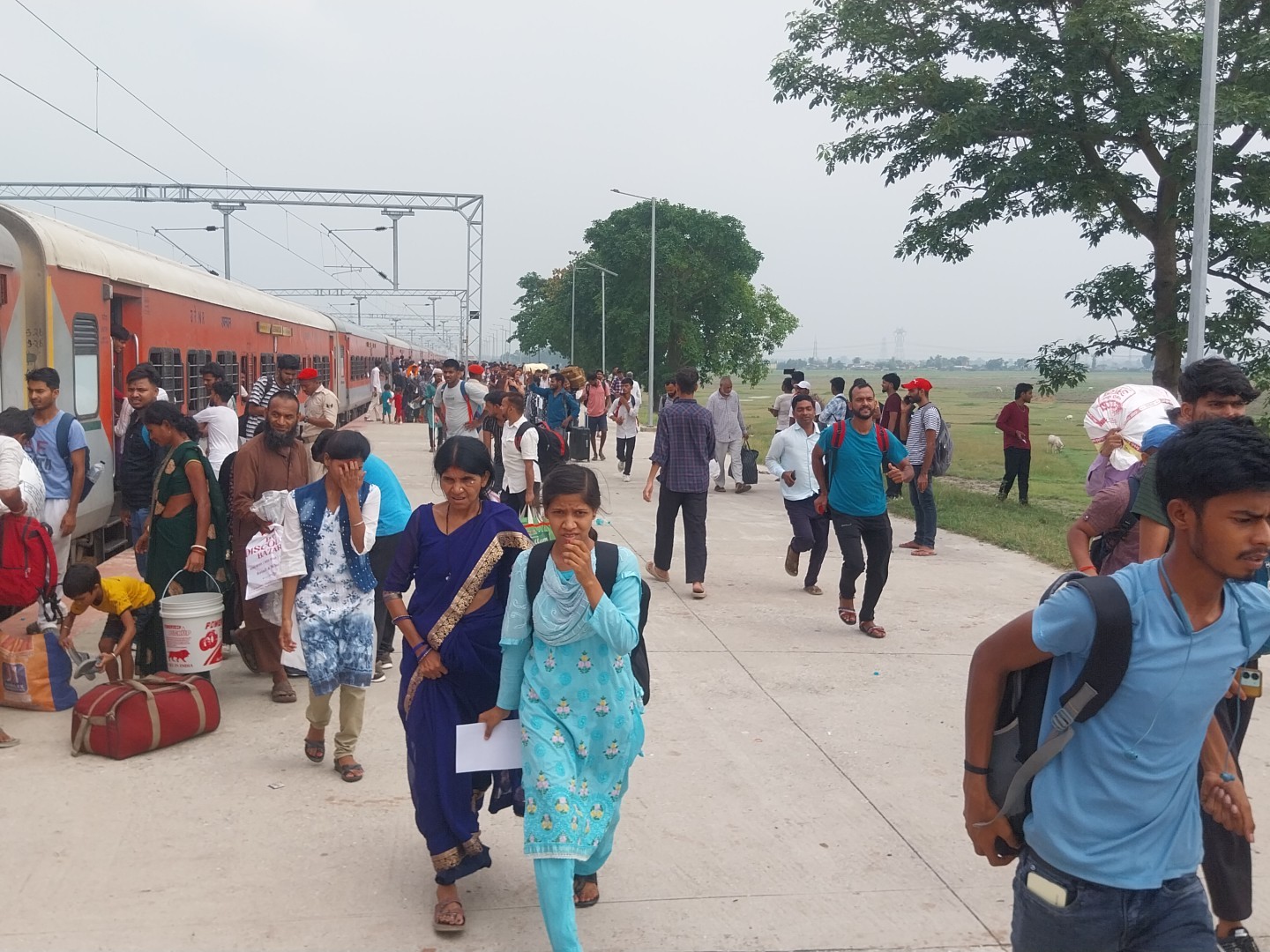 Araria Sepoy Recruitment Exam Travel Hassle | Extra Security Bus Stands