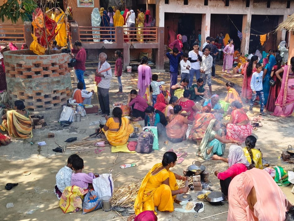 Mau Ramghat Holy Dip | Somvati Amavasya Sarayu River