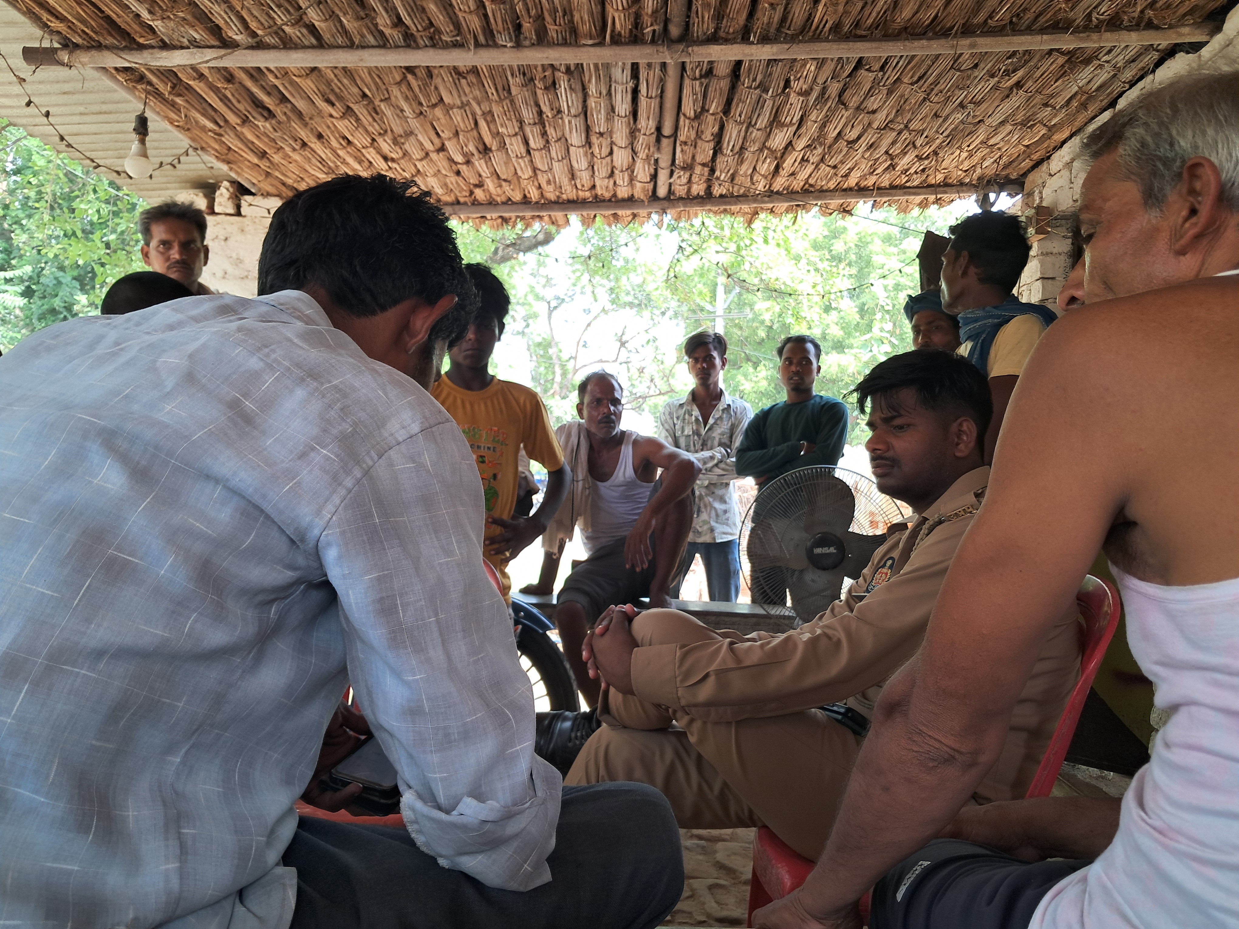 UP Minor Kids Separated from Parents Post Brick Kiln Closure; Police ...