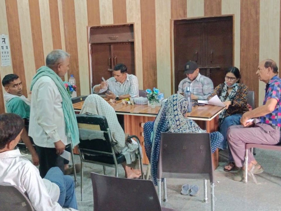 Free Eye Camp Sadabad | 5 Motia Bind Patients Referred Mathura