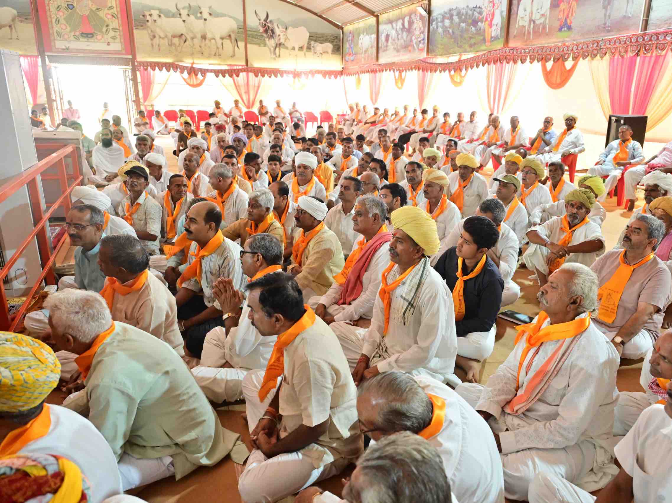 Nandgaon Chatuhmas Mahotsav Prep; Dwarka Shankaracharya, Saints Join