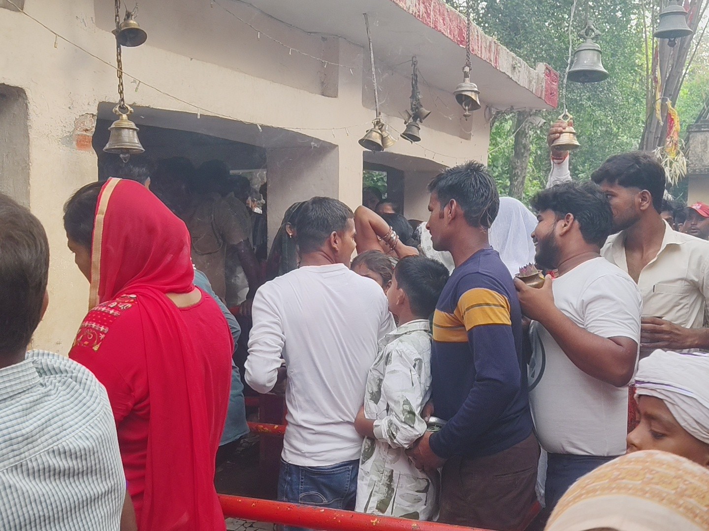 Jharkhandi Baba Mandir Malmas Monday Jallabhishek | Shravasti Crowd