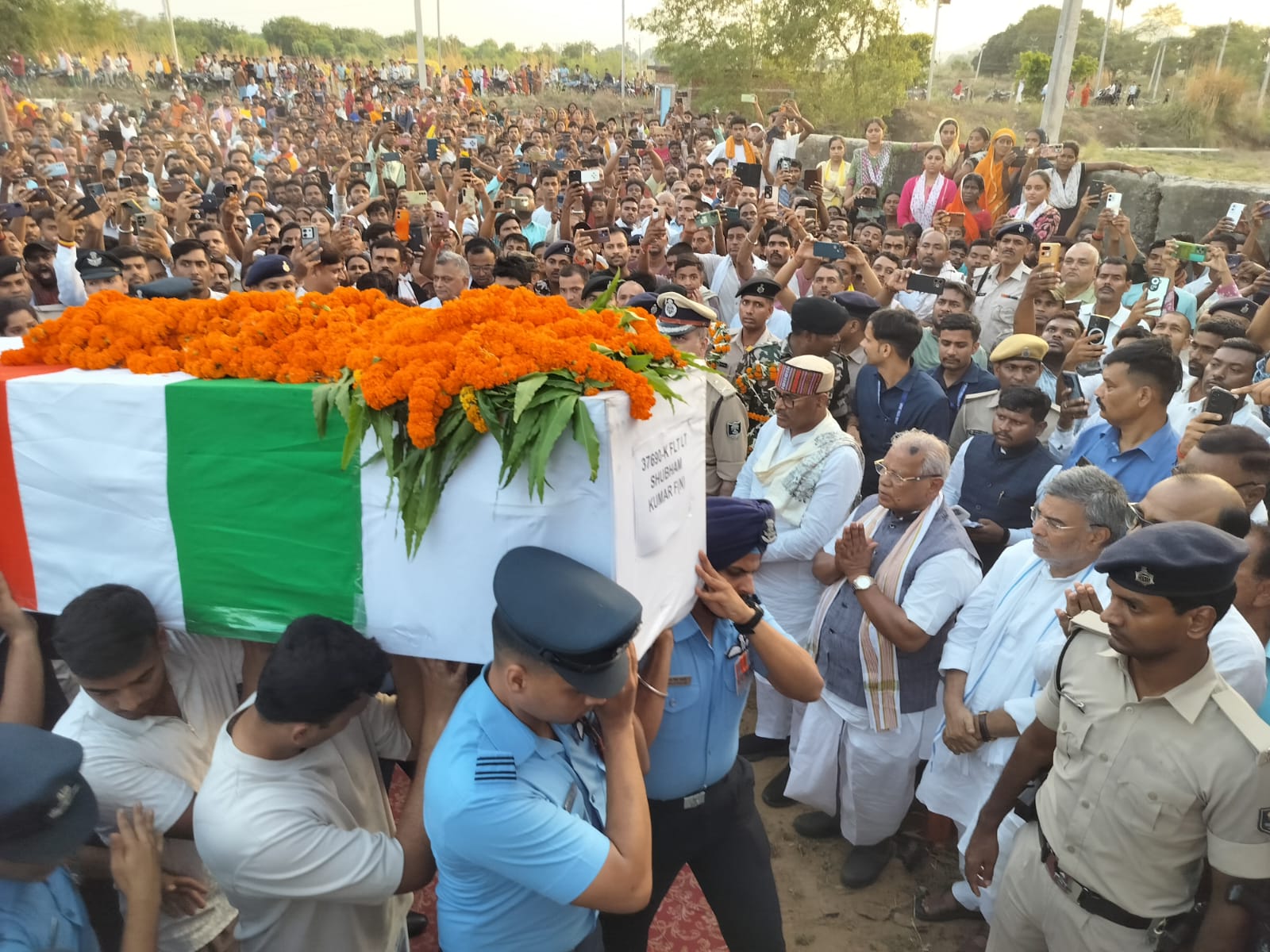 An outpouring of emotions erupted as the body of martyr Shubham reached ...