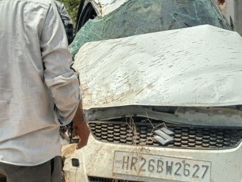 Looni Car Accident: Youth Dies, One Injured